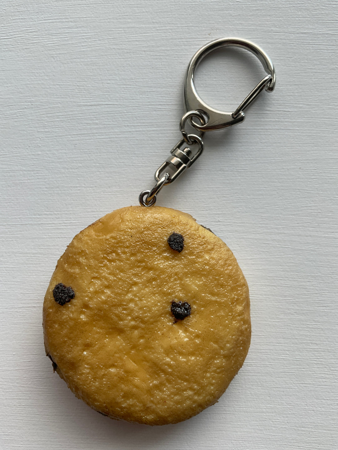 Chocolate Chip Cookie Keychain – P FACTORY