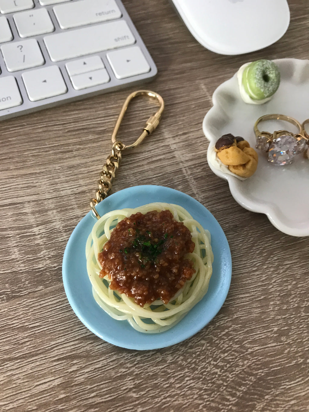 Spaghetti Meat Sauce Keychain – P FACTORY