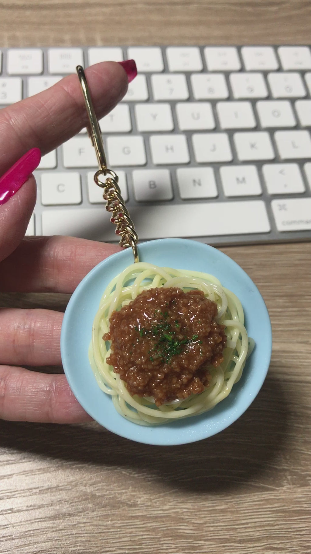 Spaghetti Meat Sauce Keychain – P FACTORY